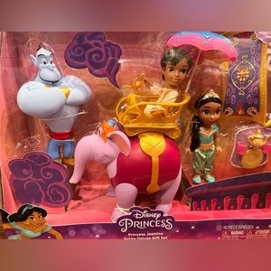 Disney | Toys | Disneys Aladdin With This Jasmine Petite Deluxe Gift ...